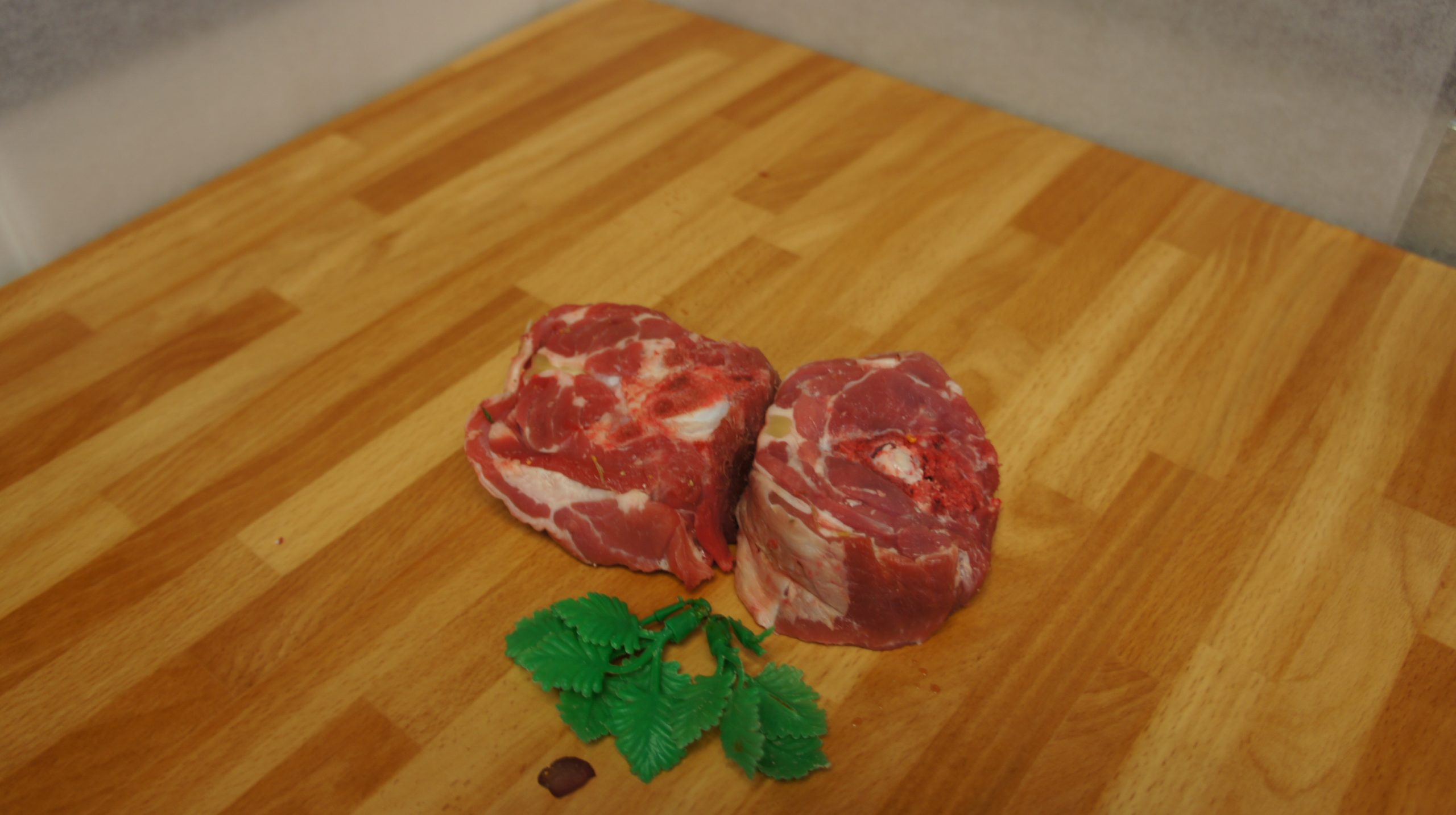 Round Neck's 250g - D.T.Law Butchers - Butchers in Lancashire